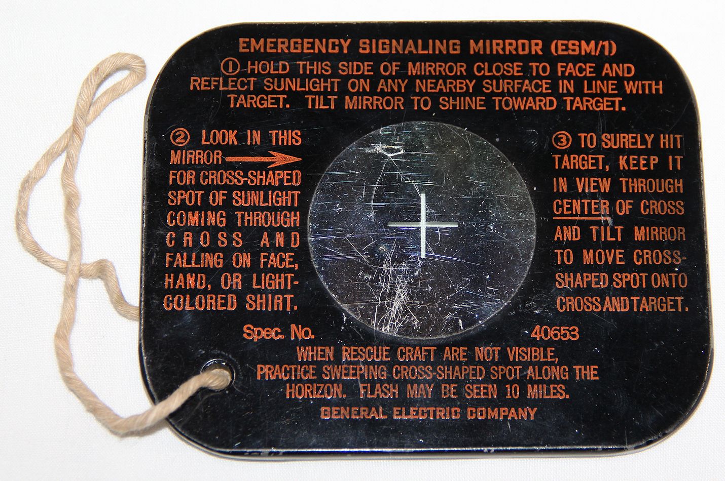 E089. WWII SURVIVAL VEST EMERGENCY SIGNALING MIRROR - B & B Militaria