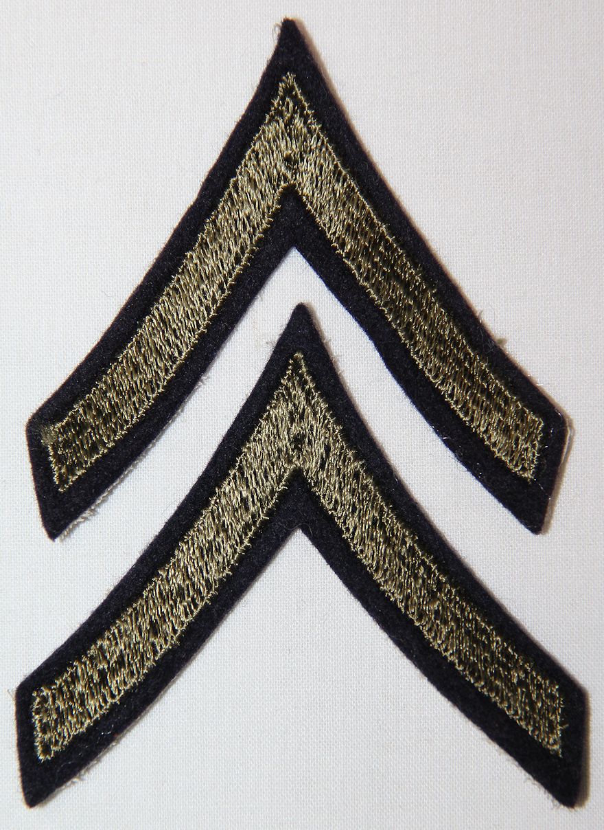 G086. WWII EMBROIDERED ON FELT PRIVATE FIRST CLASS CHEVRONS - B & B ...