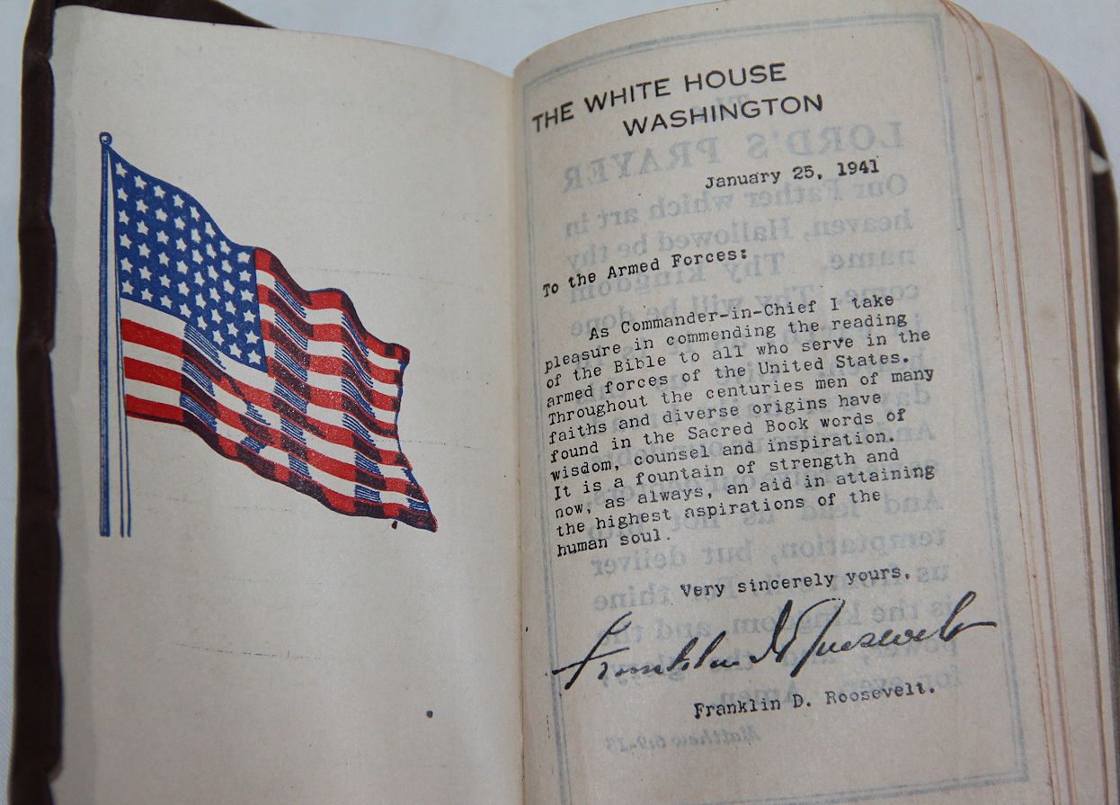 J082. WELL WORN WWII 1941 DATED NEW TESTAMENT POCKET BIBLE - B & B ...