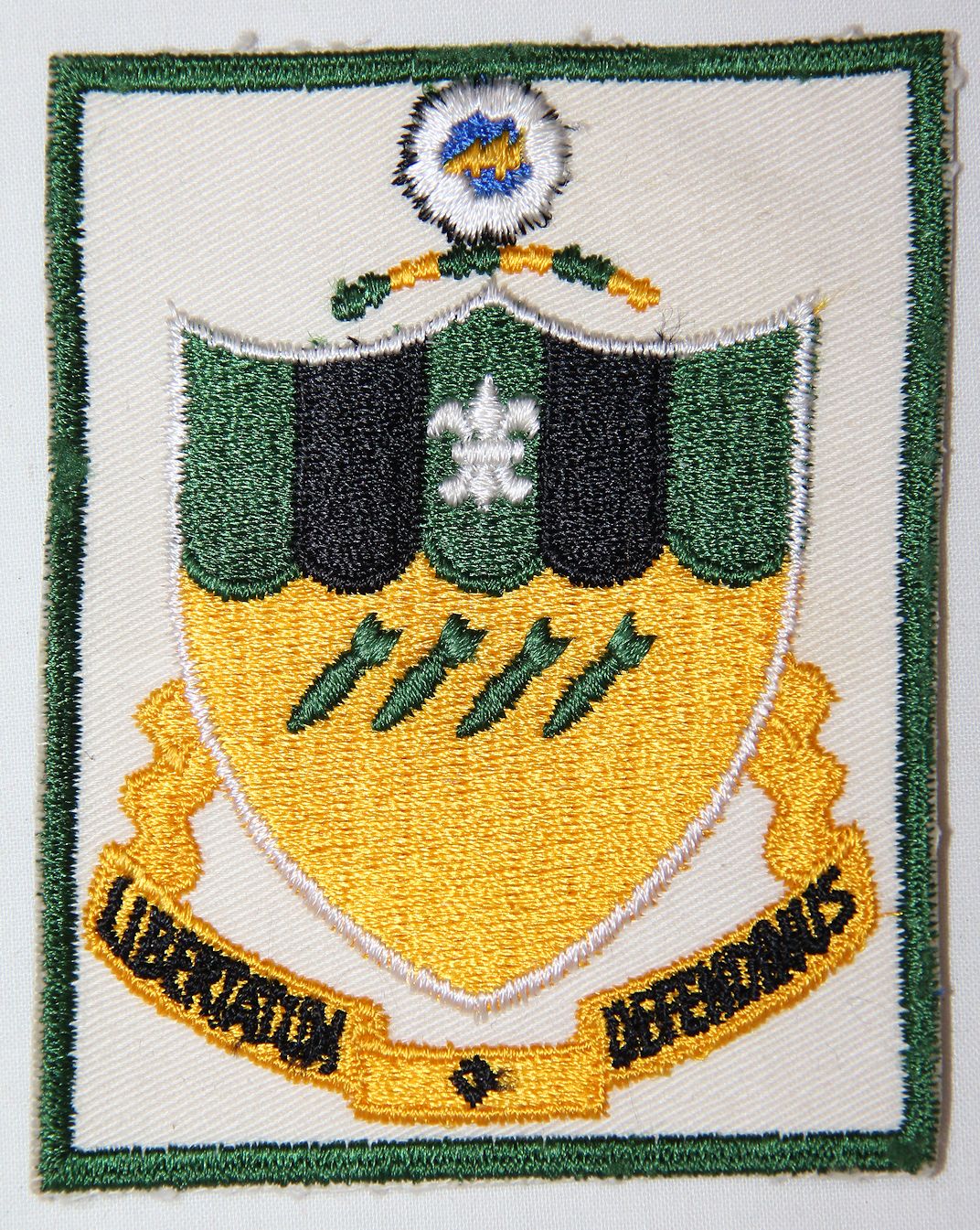 T294. KOREA - VIETNAM USAF 2ND BOMB WING PATCH - B & B Militaria