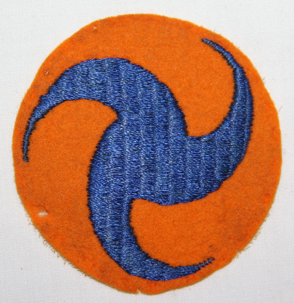 G227. EARLY WWII AAF GHQ PINWHEEL PATCH - B & B Militaria