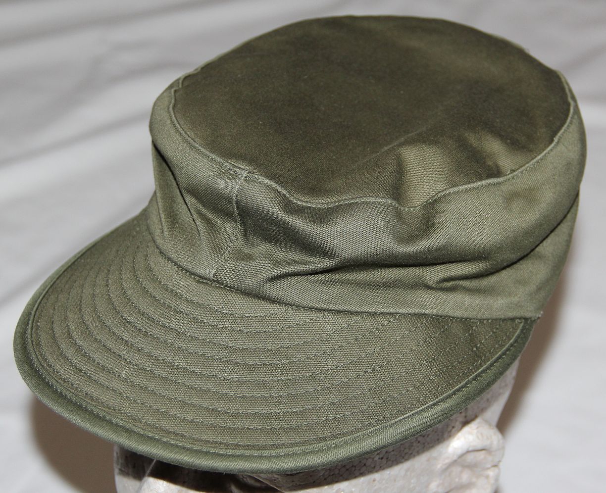 T362. UNISSUED VIETNAM USN COLD WEATHER CAP - B & B Militaria