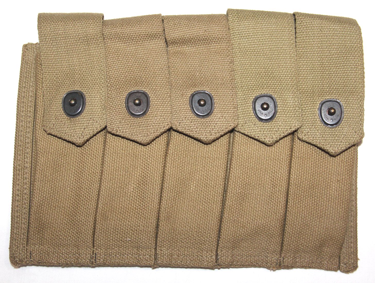 E548. NICE WWII THOMPSON SMG 20 ROUND MAGAZINE POUCH - B & B Militaria