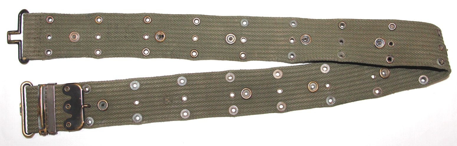 T396. VIETNAM USMC M1961 PISTOL BELT WITH 10 SNAPS - B & B Militaria