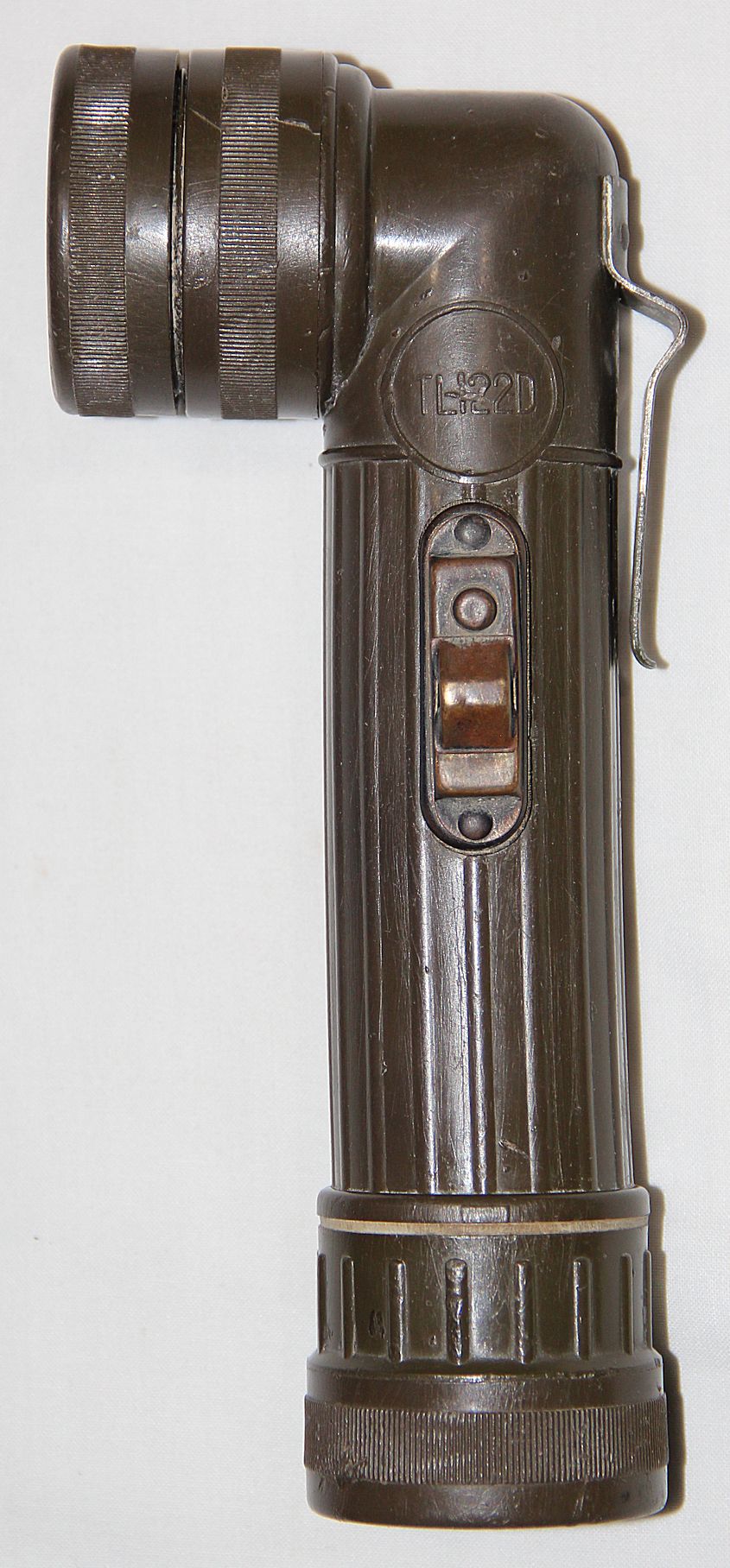 E590. LATE WWII TL-122-D ANGLE HEAD FLASHLIGHT - B & B Militaria