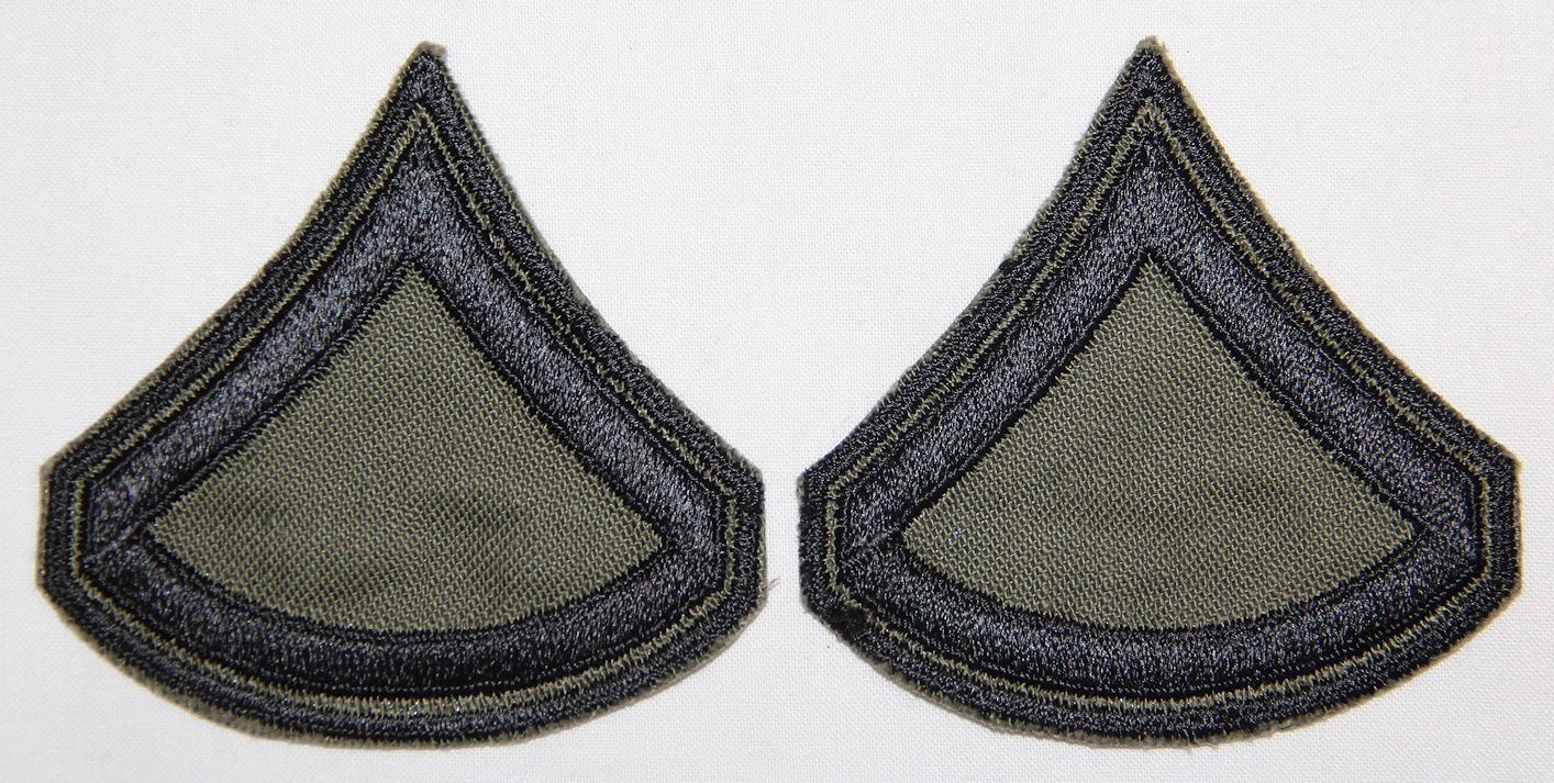 T433. VIETNAM FIRST PATTERN SUBDUED PRIVATE FIRST CLASS CHEVRONS - B ...