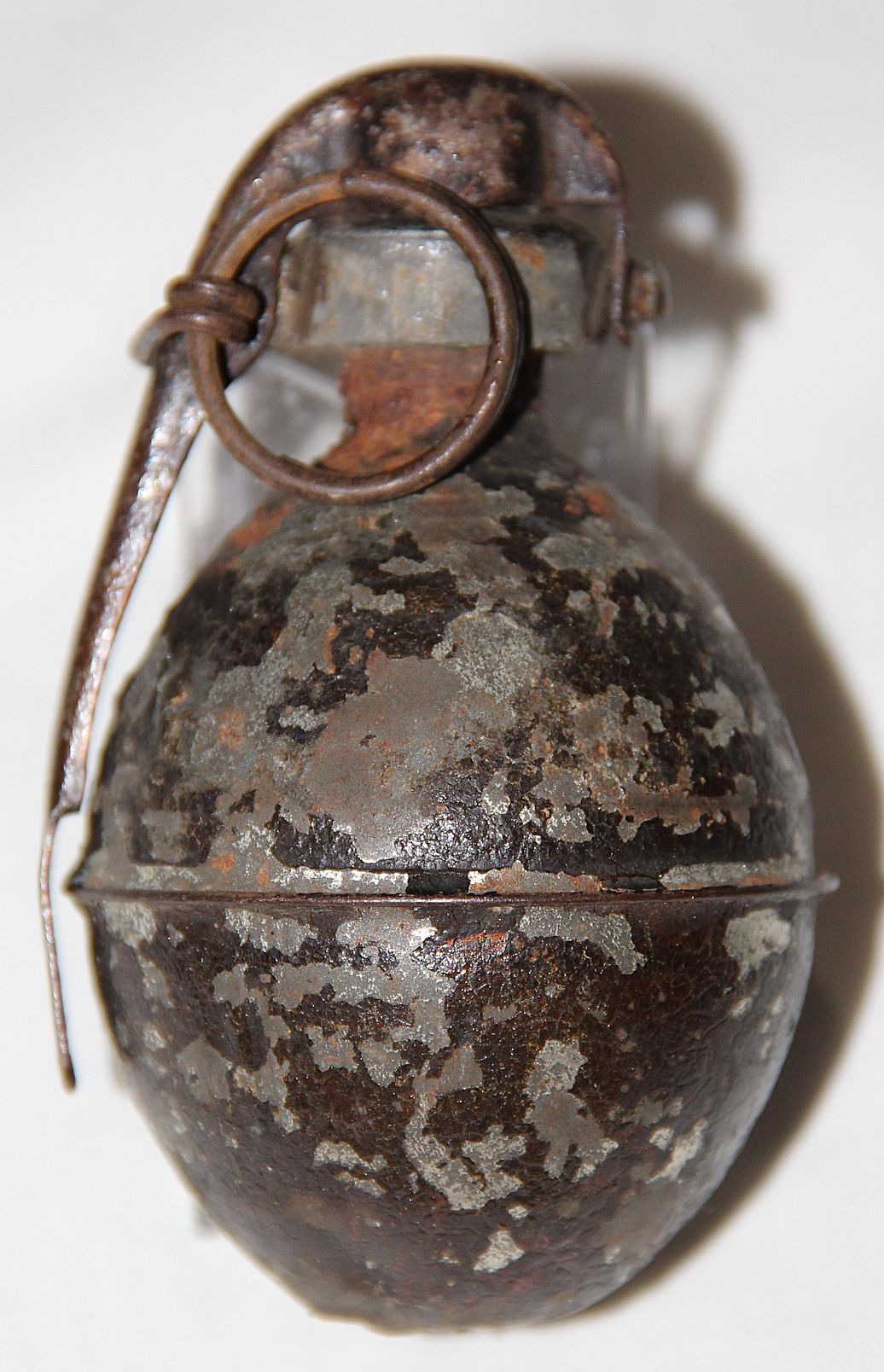 B538. INERT WWI FRENCH OF1 OFFENSIVE GRENADE WITH FUSE - B & B Militaria