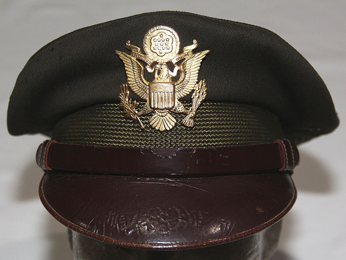 C132. WWII OFFICER'S GABARDINE WOOL CRUSHER CAP - B & B Militaria