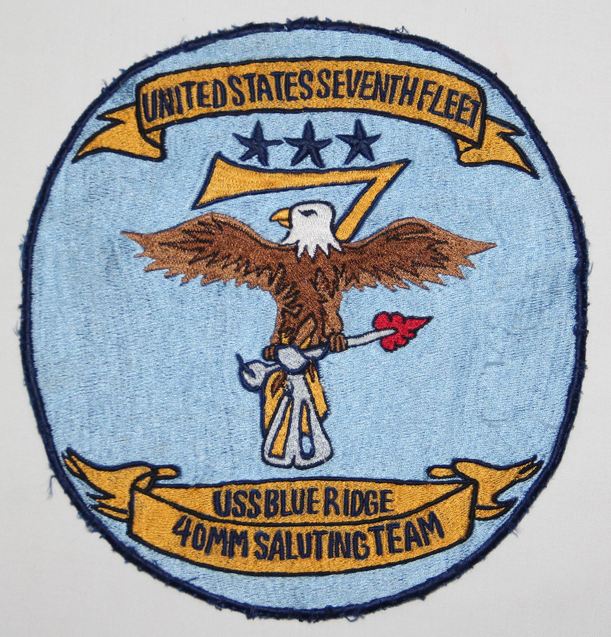 T520. LARGE USN 7TH FLEET USS BLUE RIDGE 40MM SALUTING TEAM PATCH - B ...
