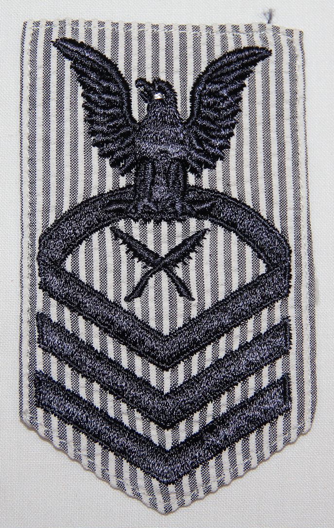 G319. WWII USN FEMALE CHIEF PETTY OFFICER YEOMAN RATE - B & B Militaria