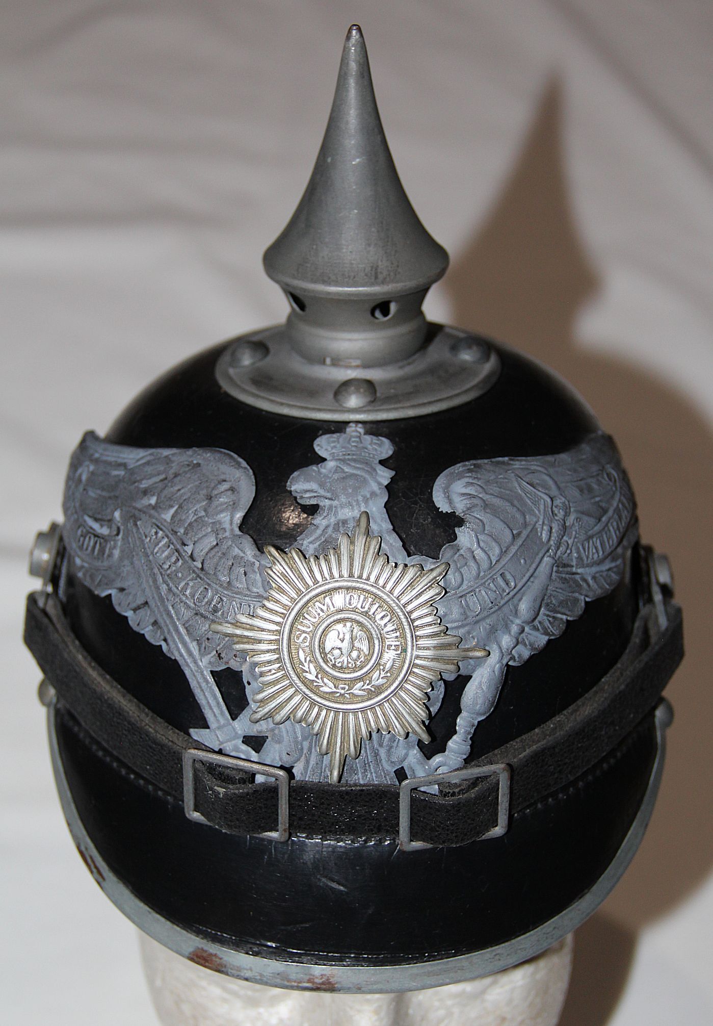 B649. WWI PRUSSIAN GARDE PICKELHAUBE WITH CHINSTRAP AND COCKADES - B ...
